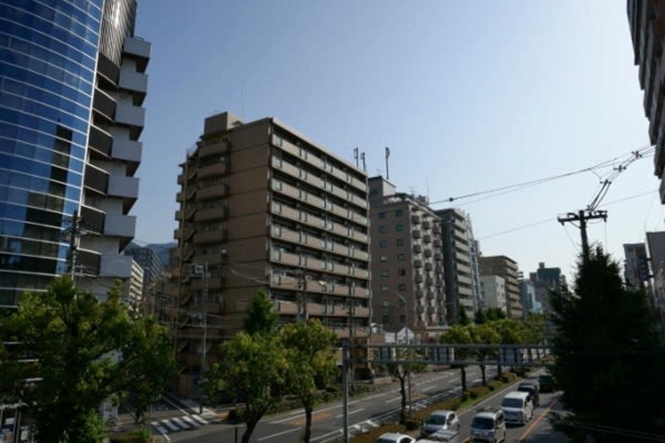 東海道本線全線全駅歩き旅 神戸観光 その3 五色塚古墳見学 - tohoku-arukuの日記