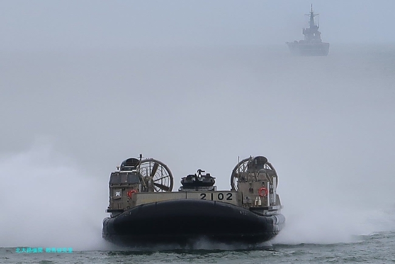 【防衛情報】SSC-LCAC-100試験とEDA-S揚陸艇新情報,UUV母艦-MCM機雷戦艦建造開始 - 北大路機関