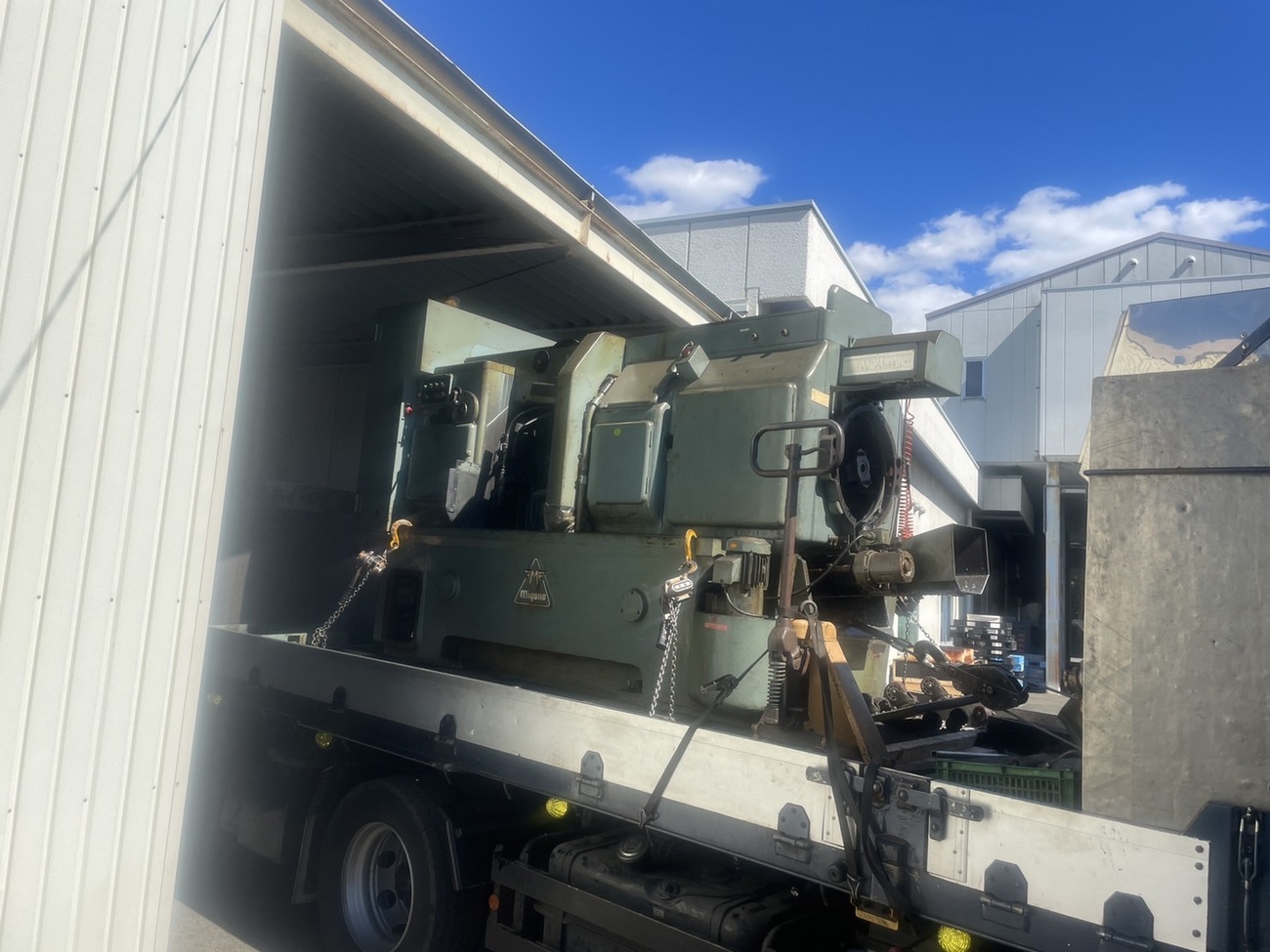 【機械買取】群馬県伊勢崎市にてNC旋盤／ミヤノ／MT6-b32／2台買取りました - 続・湘南で働く社長のブログ。NCC大河原勇の日記