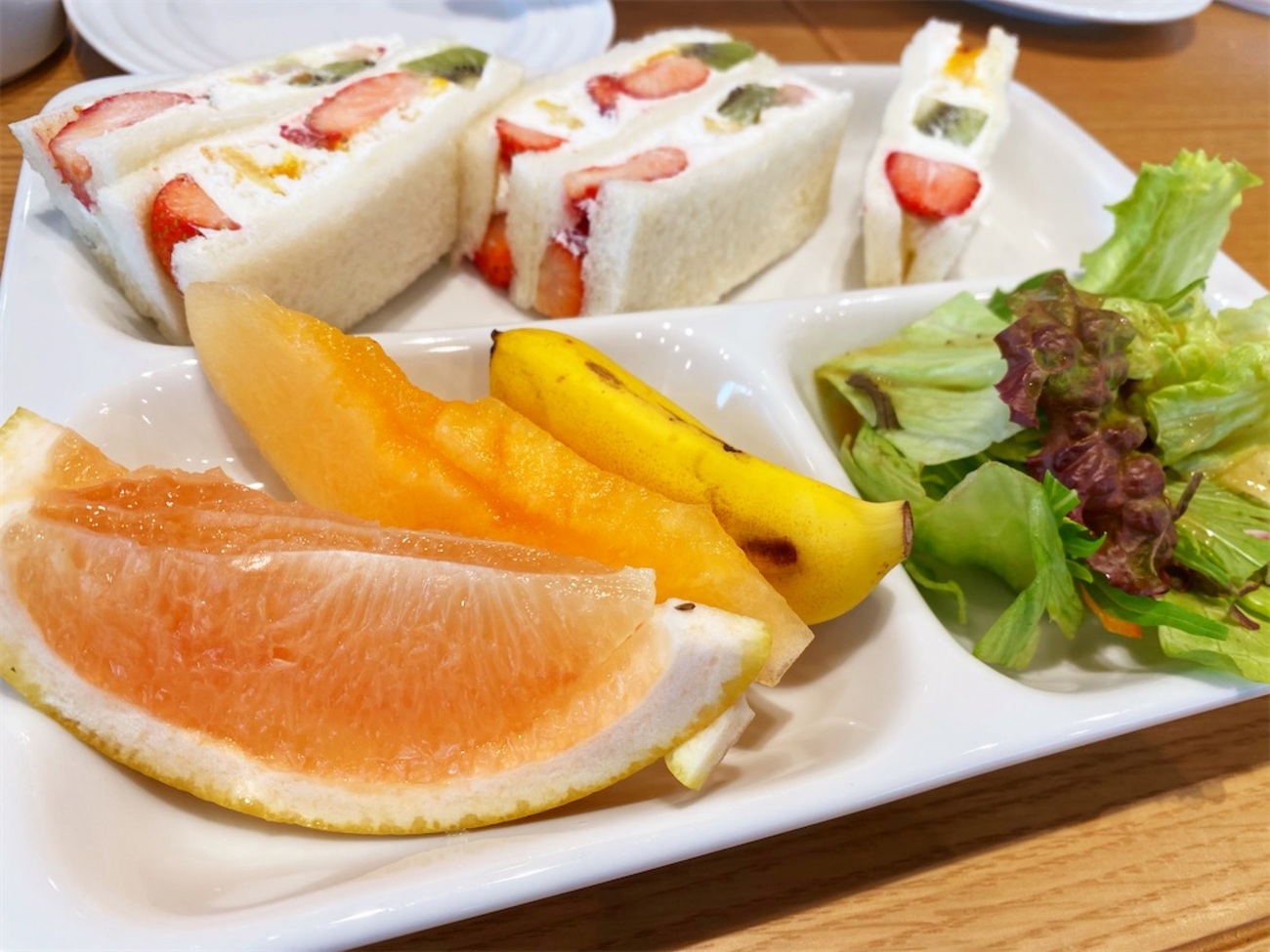 絶品スイーツに舌鼓！果実園リーベルのズコットとパフェ - mojiru【もじをもじる】