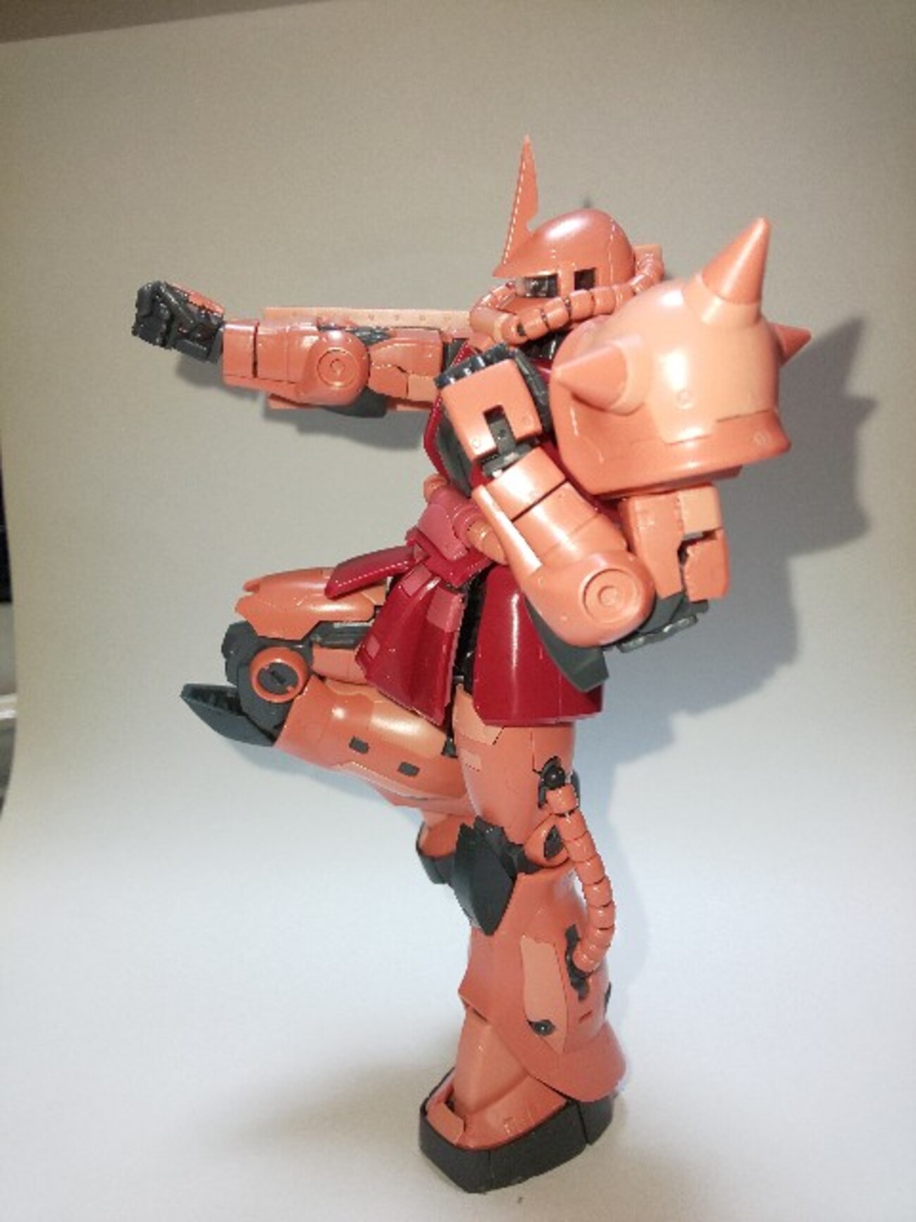 【RGシャア専用ザク】1/144ガンプラ奮闘記と素組レビュー - amidam現象