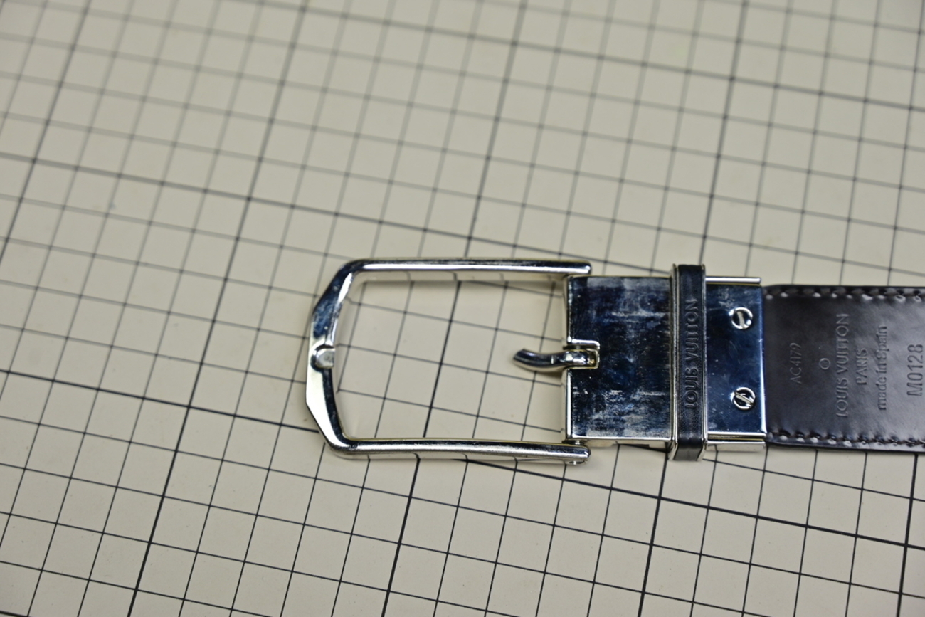 ルイヴィトンベルト ピン交換 - ベルト・バックル修理 革漉き・裁断 伊東金属製作所