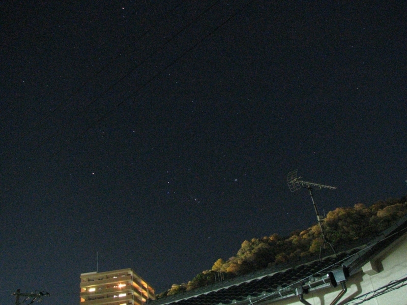 自宅のベランダよりオリオン座を観測します＜Canon PowerShot S2IS＞ - 『ケーキなどを焼いてみる』tecchox’s blog