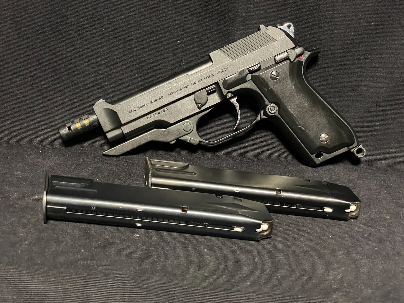 大阪発 カスタムされたMGC M93Rを・・・撃つッ！ - DT10mmAUTOの日記