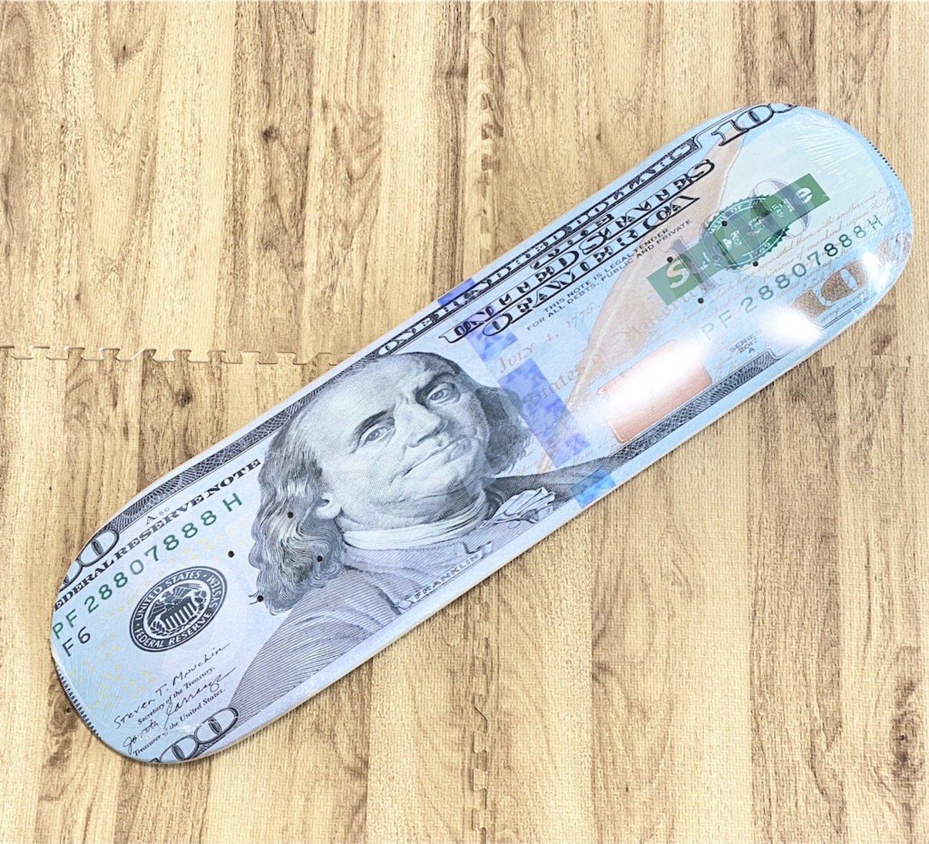 Supreme Money Logo Skateboard - HYPE Timothy