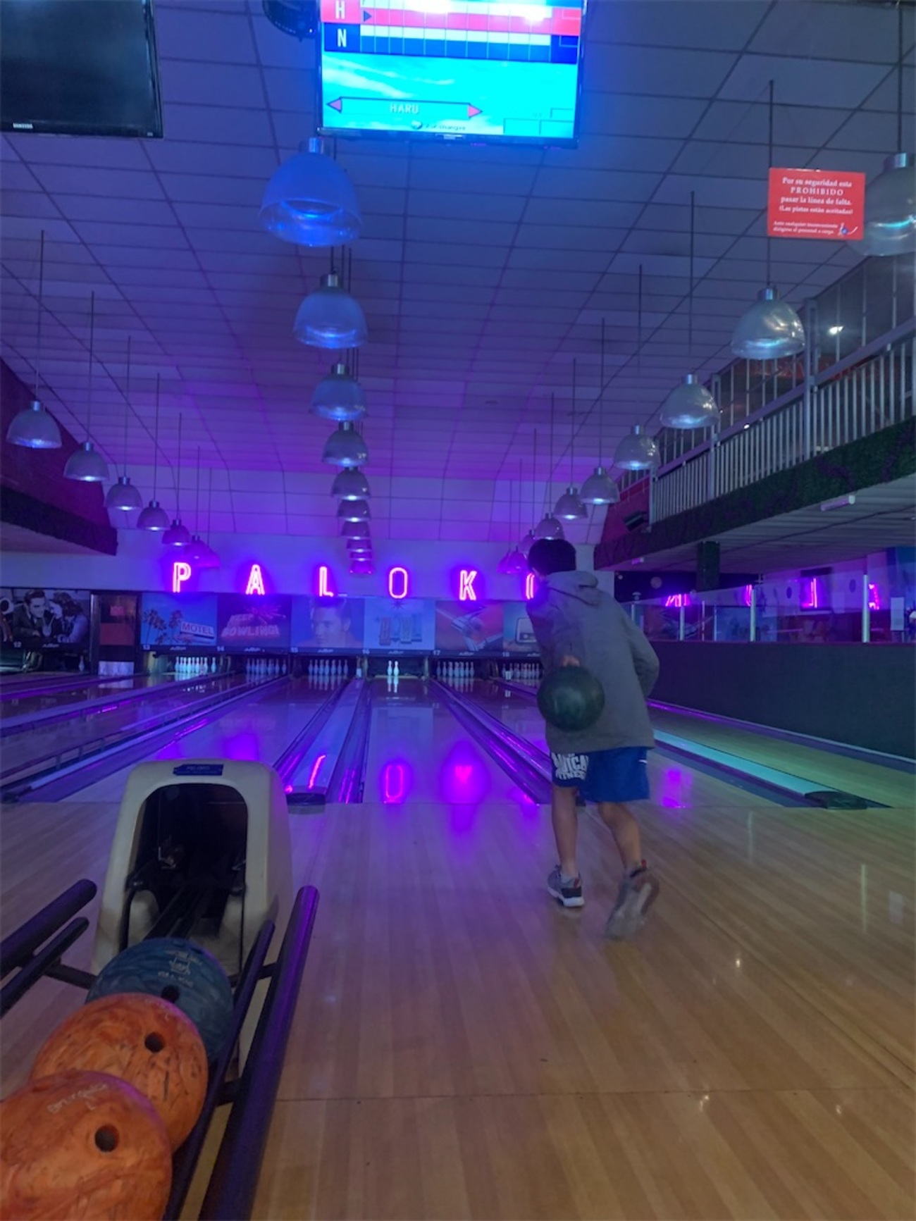 【アルゼンチンのボーリング】～ここに来るために約束したこと～ PALOKO＠Av. Cabildo 454 - アルゼンチンへ 食文化と移住生活