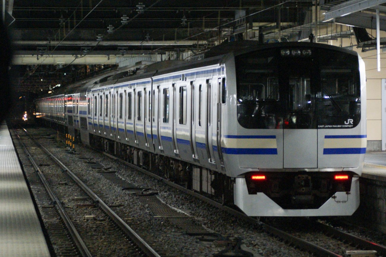 E217系Y-35編成廃車回送最終章。長野駅での383系特急しなの、211系、E353系信州、しなの鉄道SR1系。長野新幹線E7系と東北新幹線E5系での帰り道。 - ひがなり雑記帳