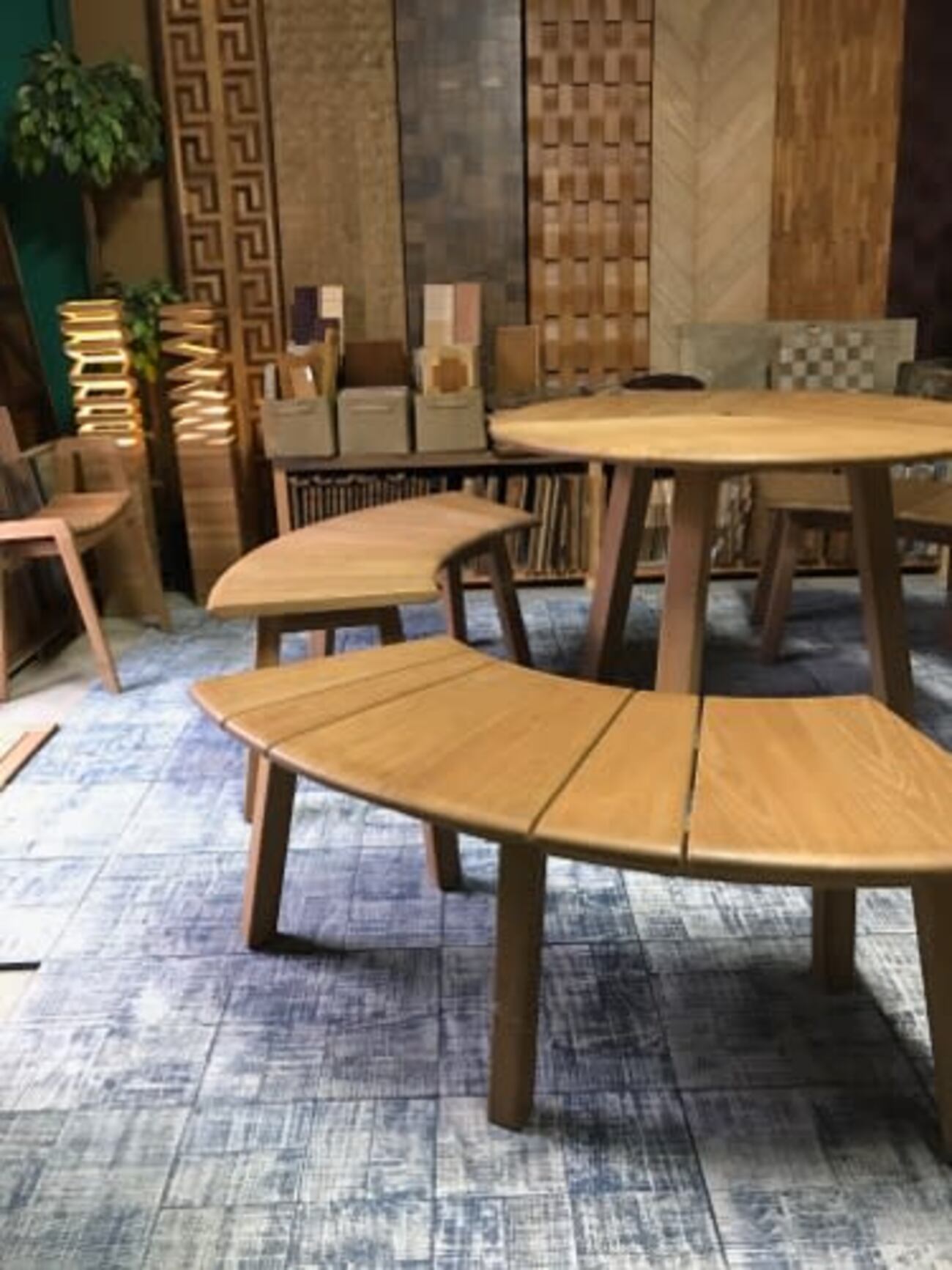 実際に見てもらわないと/DEESAWATアンティークモザイクフローリング - フローリングマニア/アルブルインク