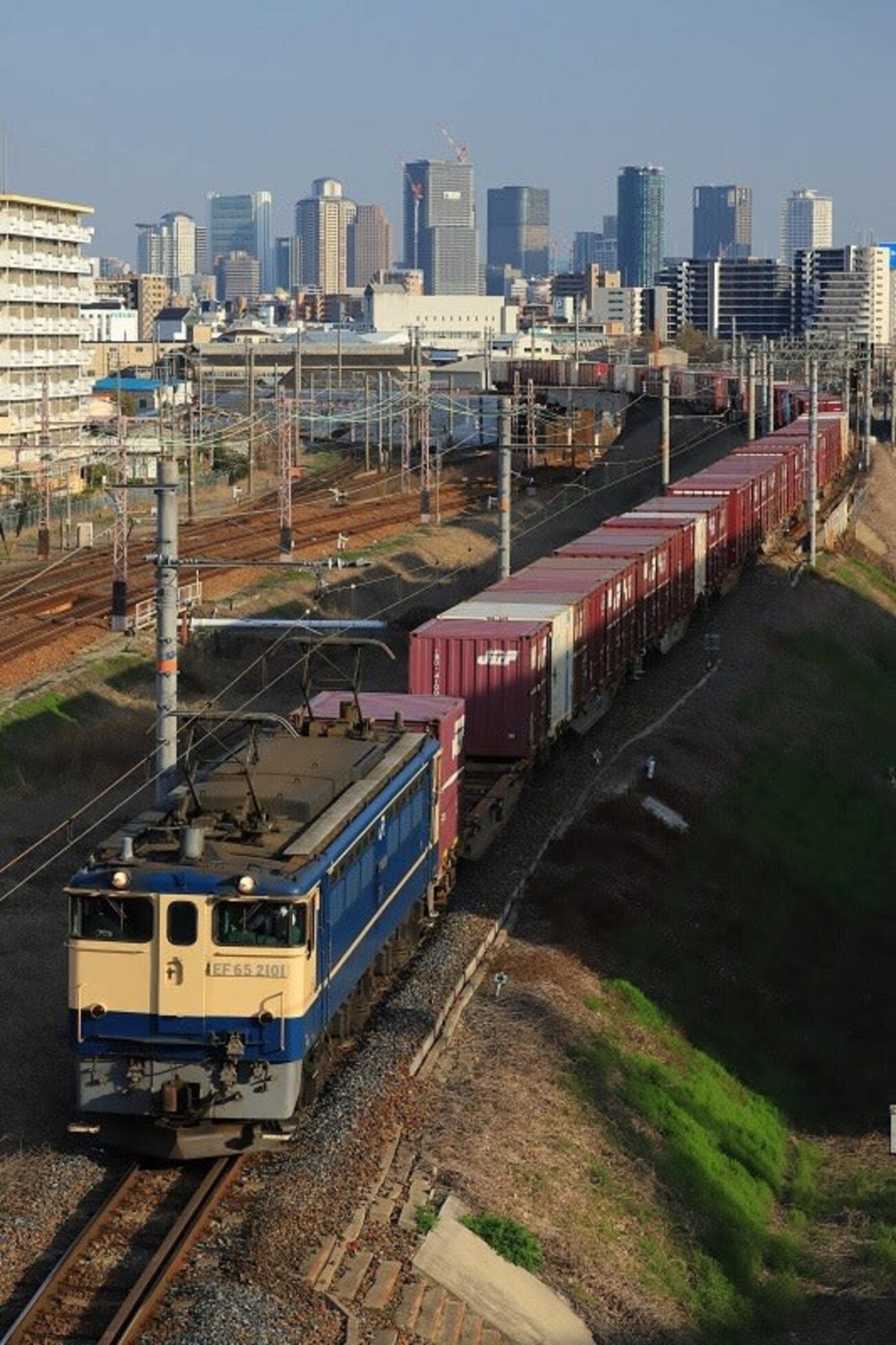 EF65-2101の75レを撮影～加島陸橋にて_21/03/23 - S55年生の人生まだまだこれからだ