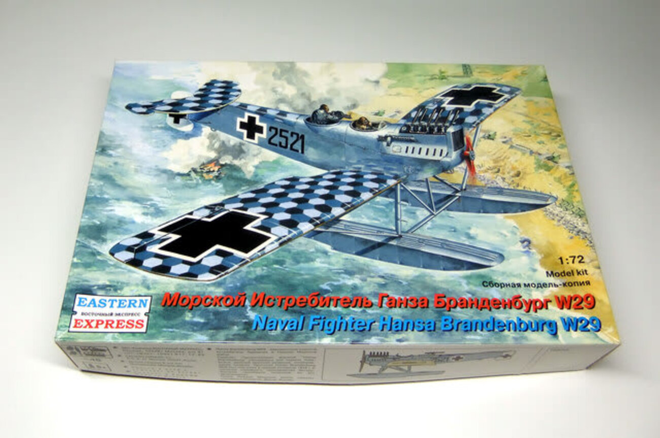Hansa Brandenburg W29 (Eastern Express) 1/72 - Toy box in the attic